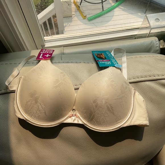 Vanity Fair | Intimates & Sleepwear | Nwt Vanity Fair Ego Boost Cup ...